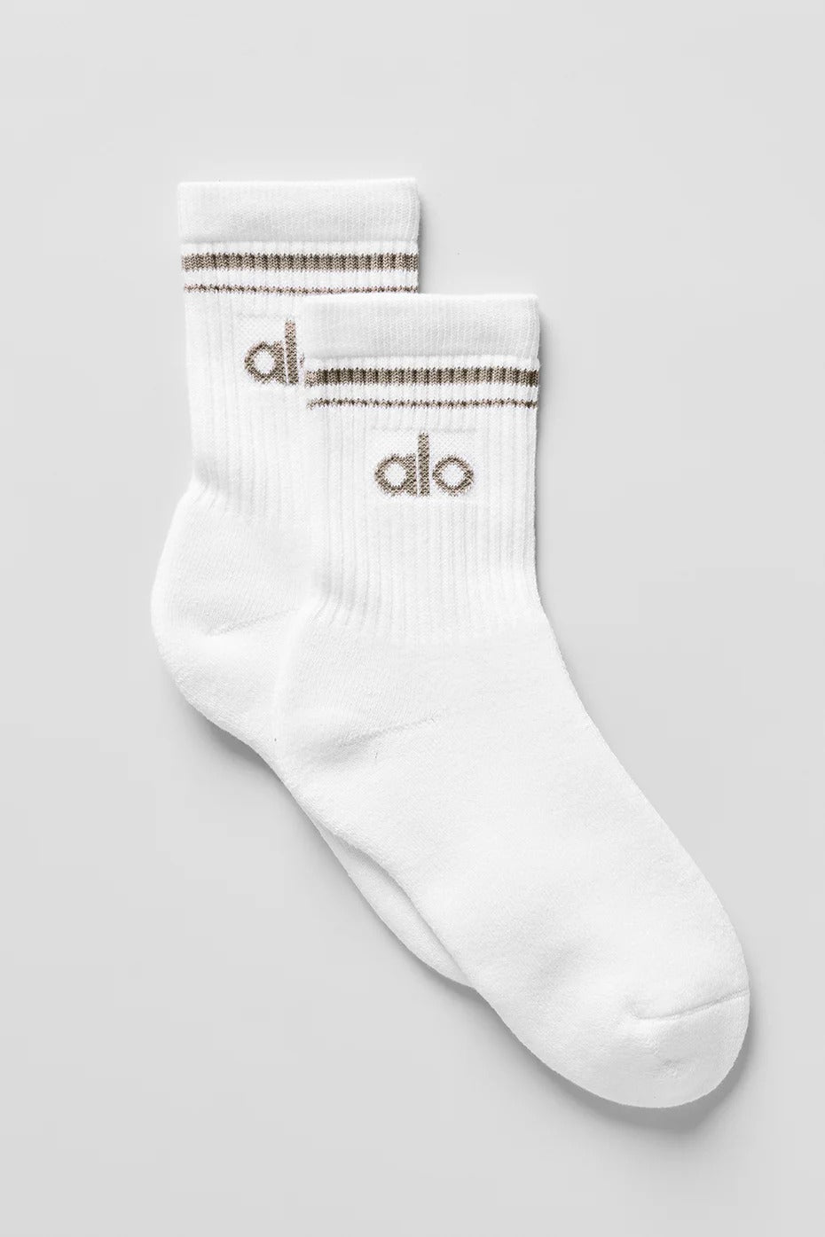 UNISEX HALF-CREW THROWBACK SOCK – ALO Indonesia