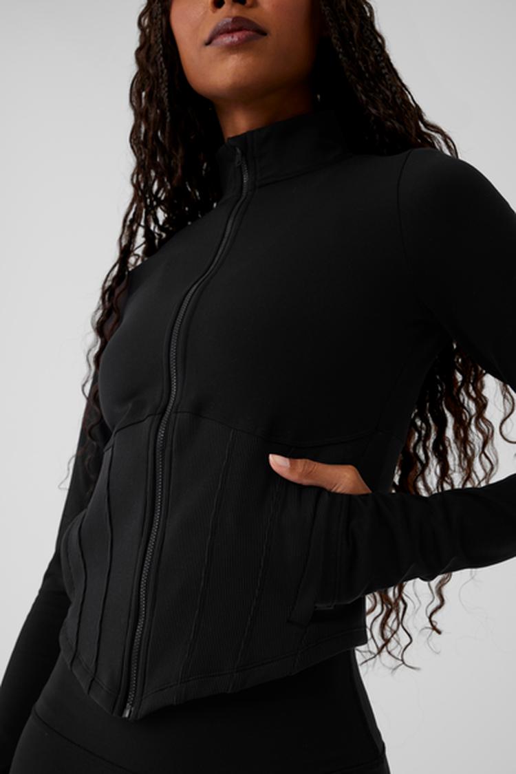 Outerwear | Jackets & Coats for Women | Alo Yoga Indonesia